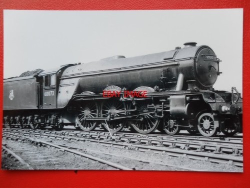 PHOTO LNER EX GNR GRESLEY CLASS A1 4-6-2 60072 SUNSTAR | eBay
