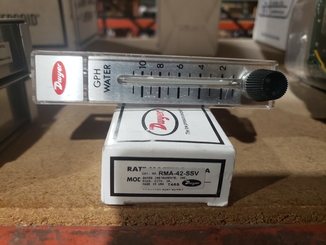 Dwyer Instruments Rma-42-ssv GPH Water Flow Meter RMA Series for sale ...