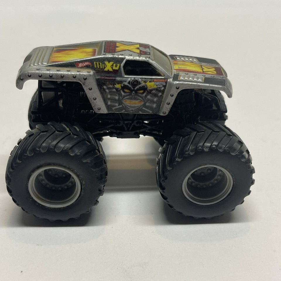 Hot Wheels Monster Jam Trucks Die Cast 1:64 Lot Of Four Zombie Patriot ...