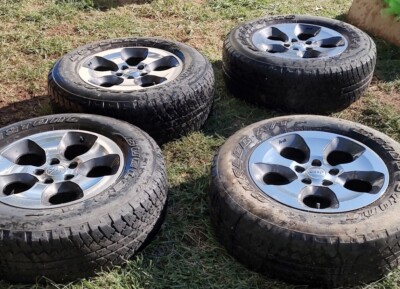 Jeep Factory Rims 18 Inch Set Of 4. Came Off Of A 2018 JEEP wrangler ...