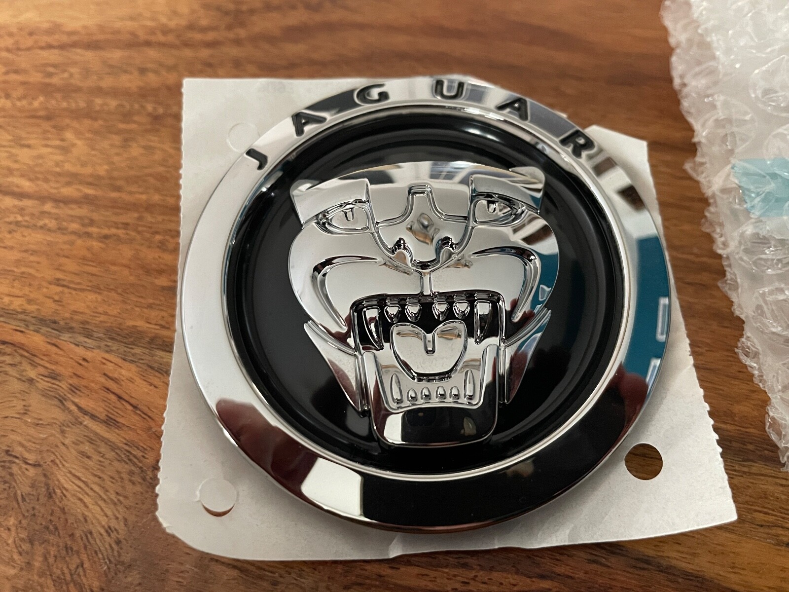 Genuine Jaguar XJ XK XF Radiator Growler Grille Badge C2Z31124 for sale ...