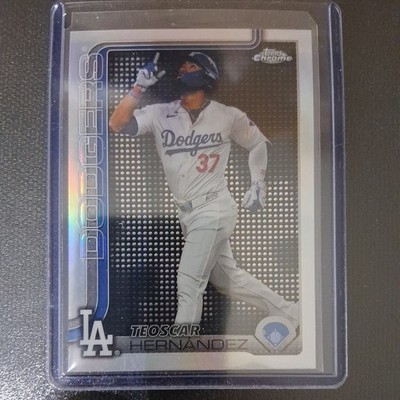 2025 Topps Chrome Teoscar Hernandez #128 Lightboard Logo Variation ...