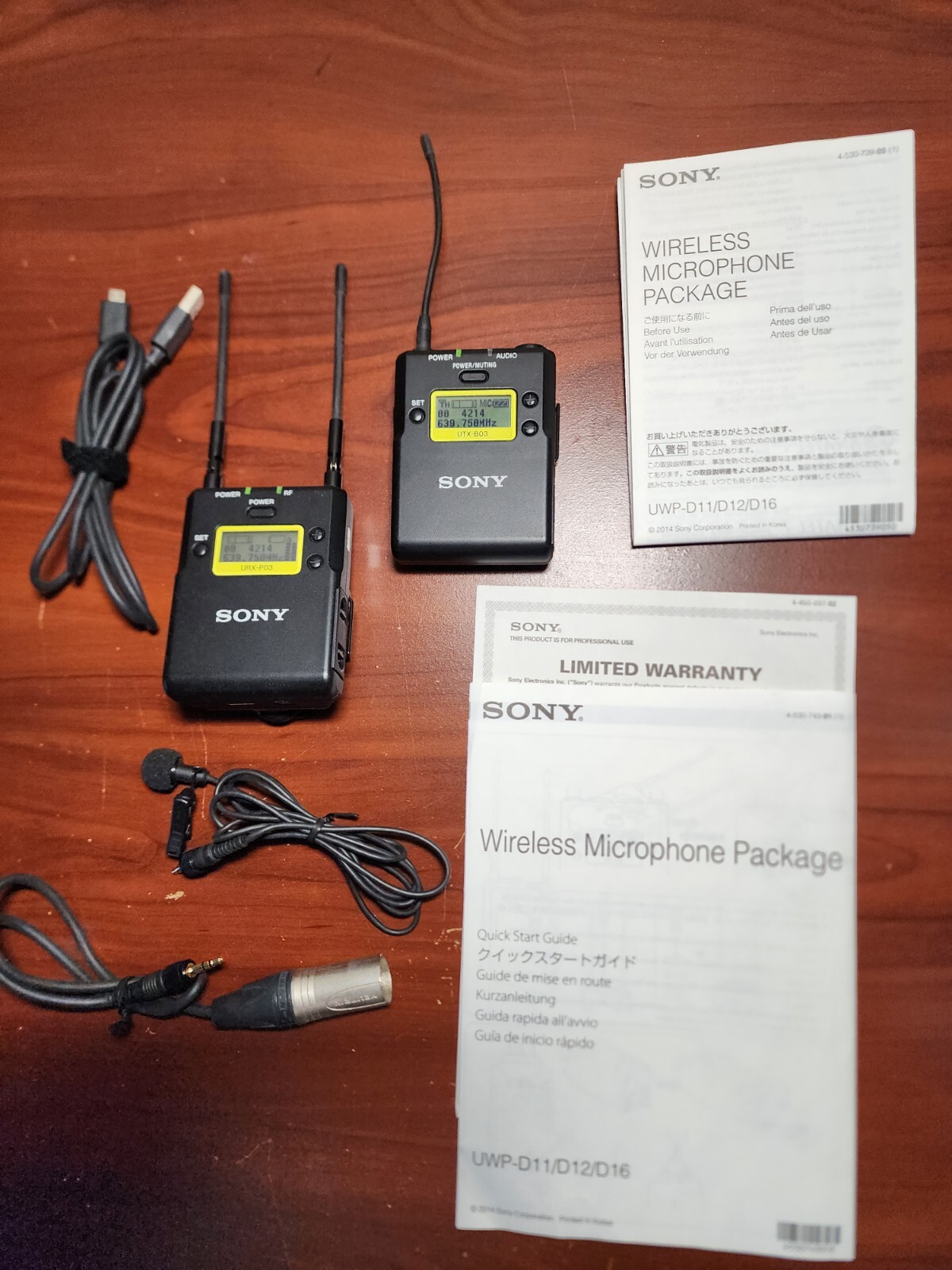Sony UWP-D11 Digital Wireless Lavalier Microphone Complete Package ...