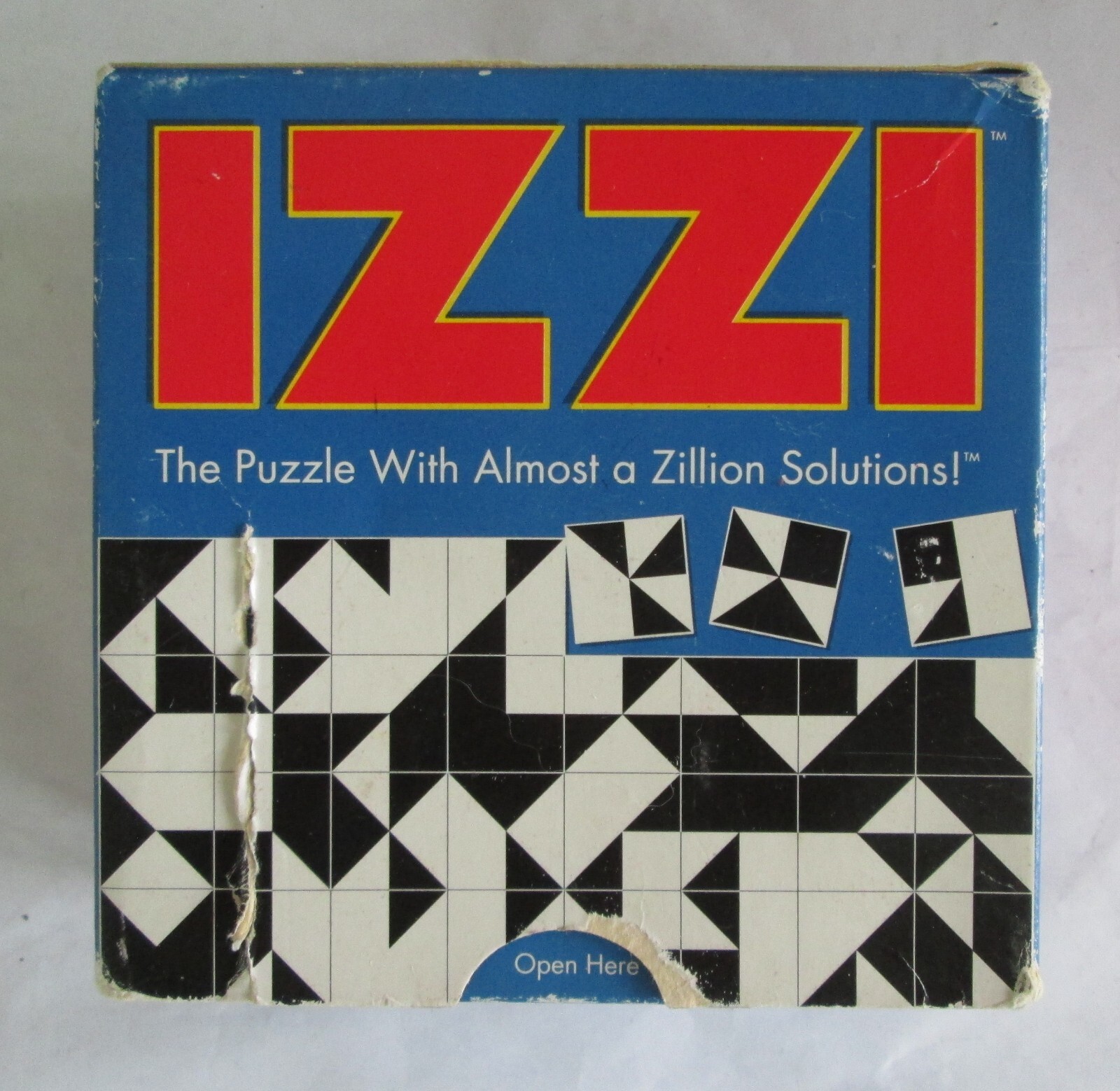 ThinkFun IZZI Puzzle Game Complete Builds Thinking Skills 1 Player Game ...