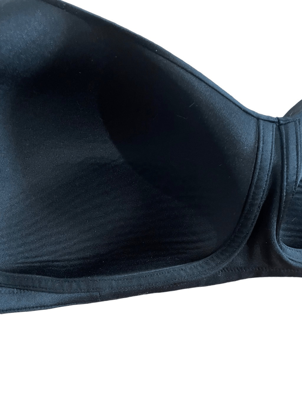 Cacique Satin No-Wire black bra 46DD - Gem