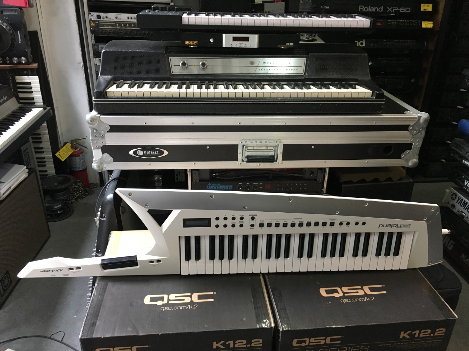 Roland AX-Edge Keytar keyboard MIDI controller / White Color //ARMENS ...