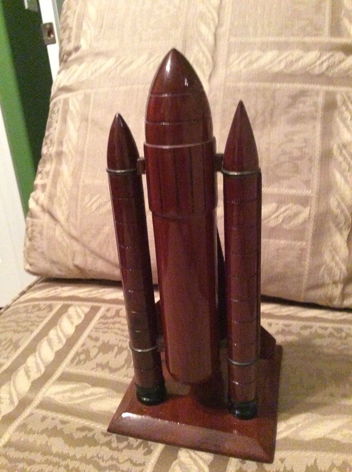 SPACE SHUTTLE CHALLENGER ROCKET KILN DRIED WOOD | eBay