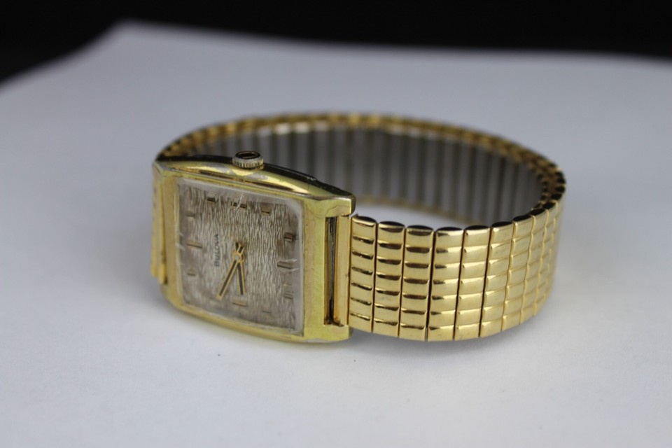SUPER RARE! Men's vintage BULOVA watch 1970 GOLD ep bezel 17J WORKS | eBay