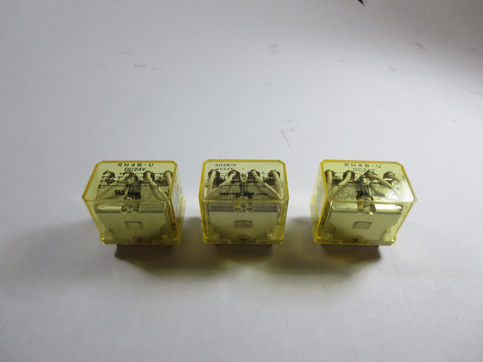 Idec RH4B-U Relay 24 VDC Coil 4 Pole DT Lot Of 3 | eBay