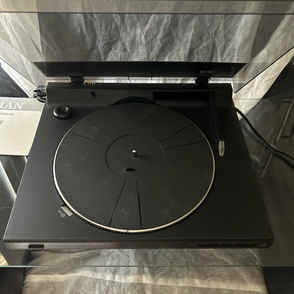 Luxman P-102 Fully Automatic Tangential Tracking Turntable | eBay