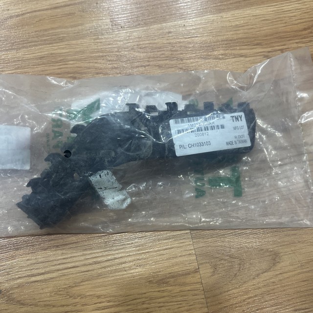 TNY AM024-155AR CH1033103 Bumper Cover Retainer RH Jeep 14-20 for sale ...