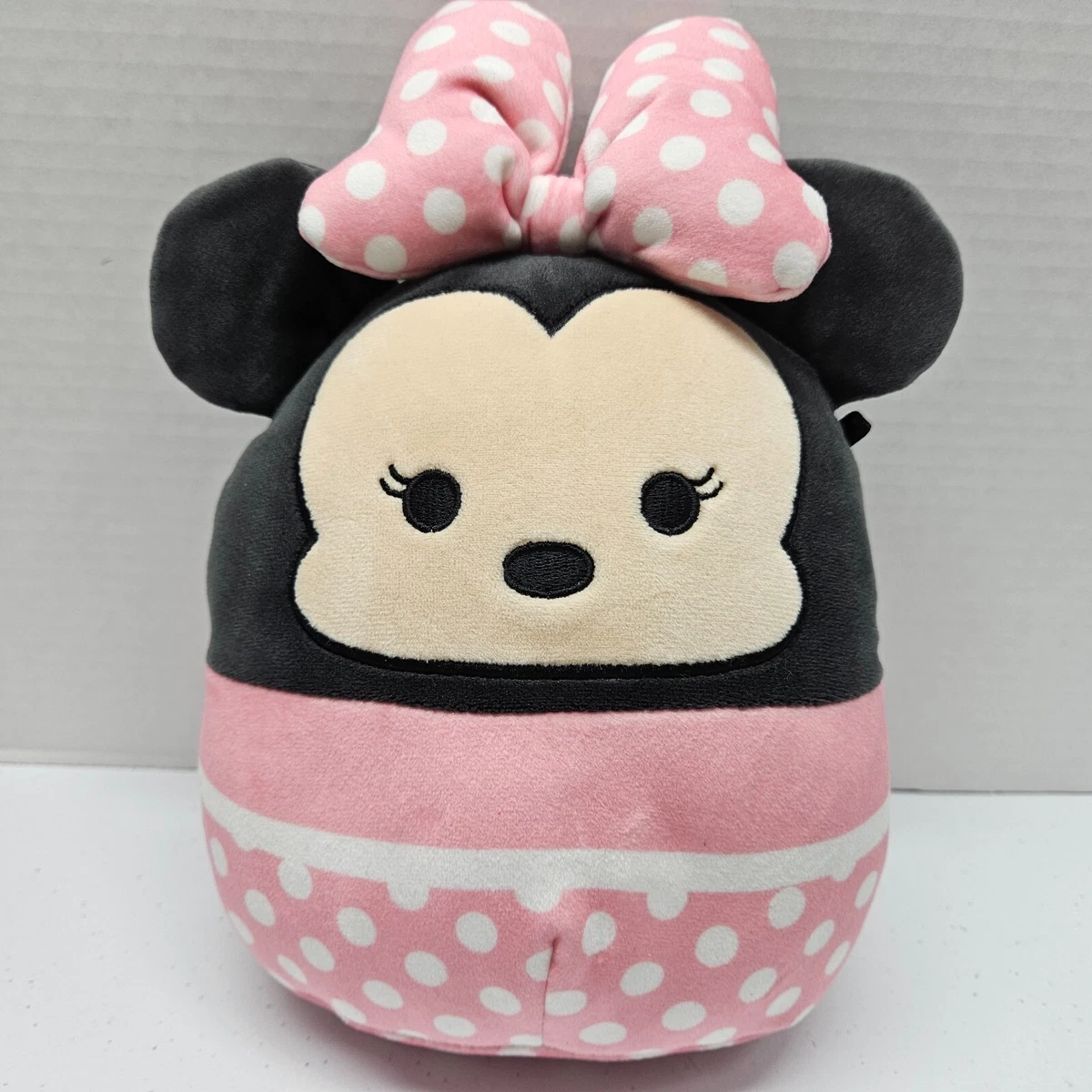 Minnie Mouse Pink Polka Dot Bow Cut Out
