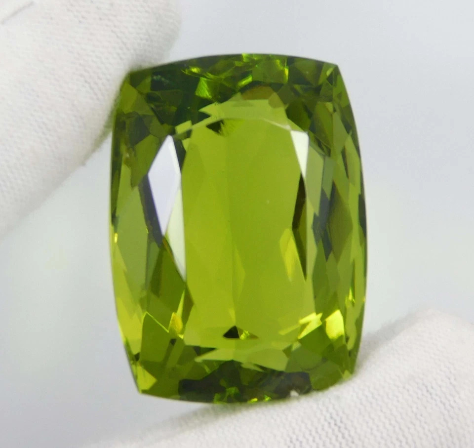 100 CT Certified Green Peridot Cushion Cut Flawless Certified Loose ...