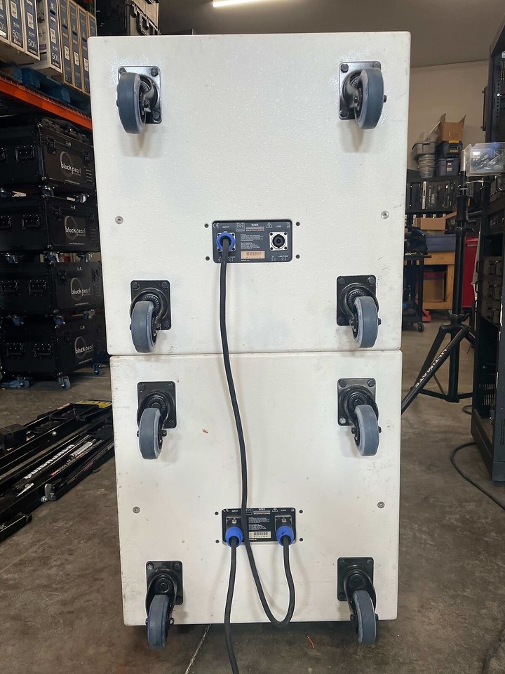 Complete Martin Audio Line Array System-4x W8LMD's, 2x WMX 18" Folded ...