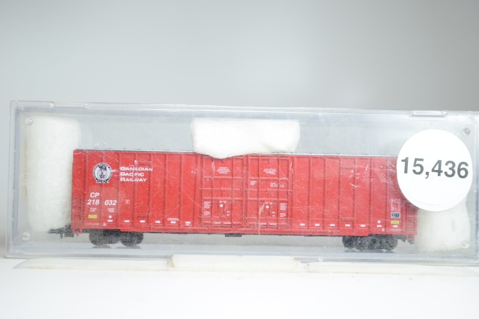 N Scale BOX CAR UP GN SF ATSF PFE WP BNSF SM MILW OP&E cars sold ...