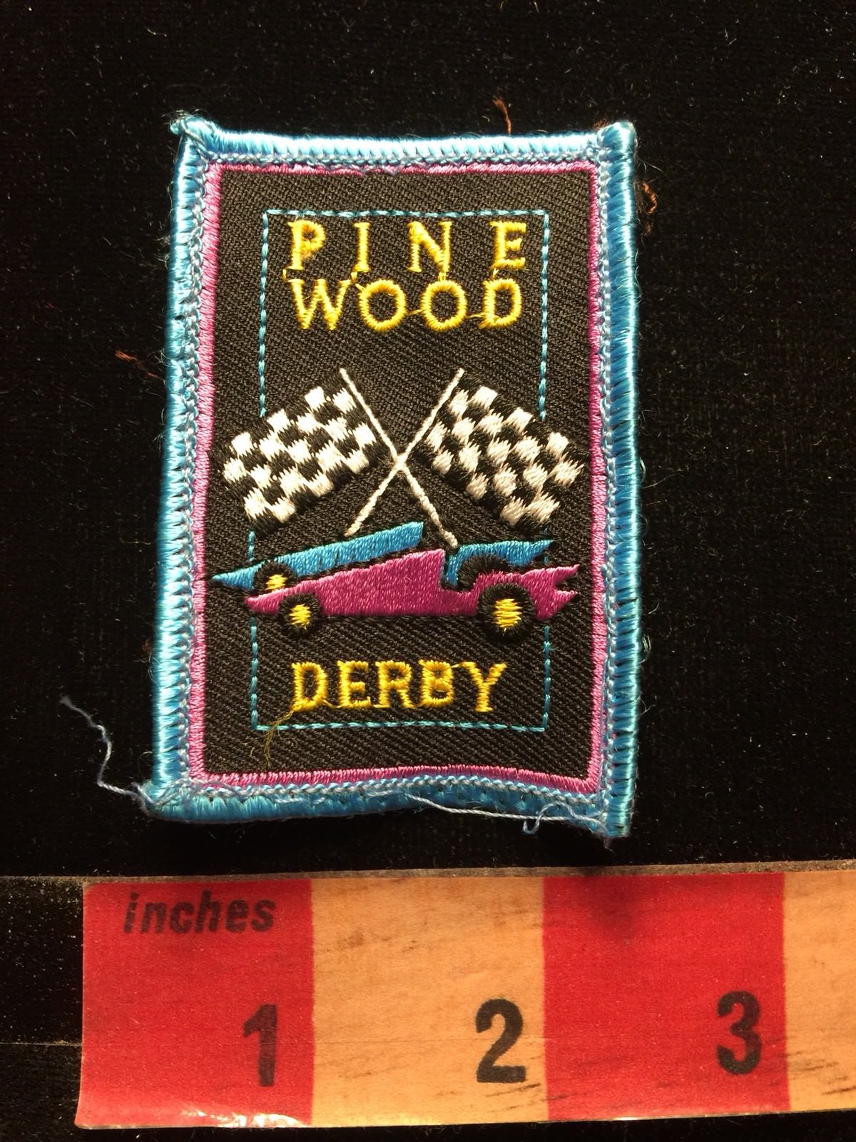 Toy Race Car PINEWOOD DERBY Checkered Flag Patch 86N4 | eBay