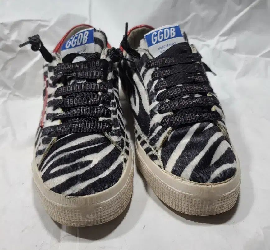 GOLDEN GOOSE GGDB MAY Zebra Pattern Unborn Calf EU:36 US:6 Women ...