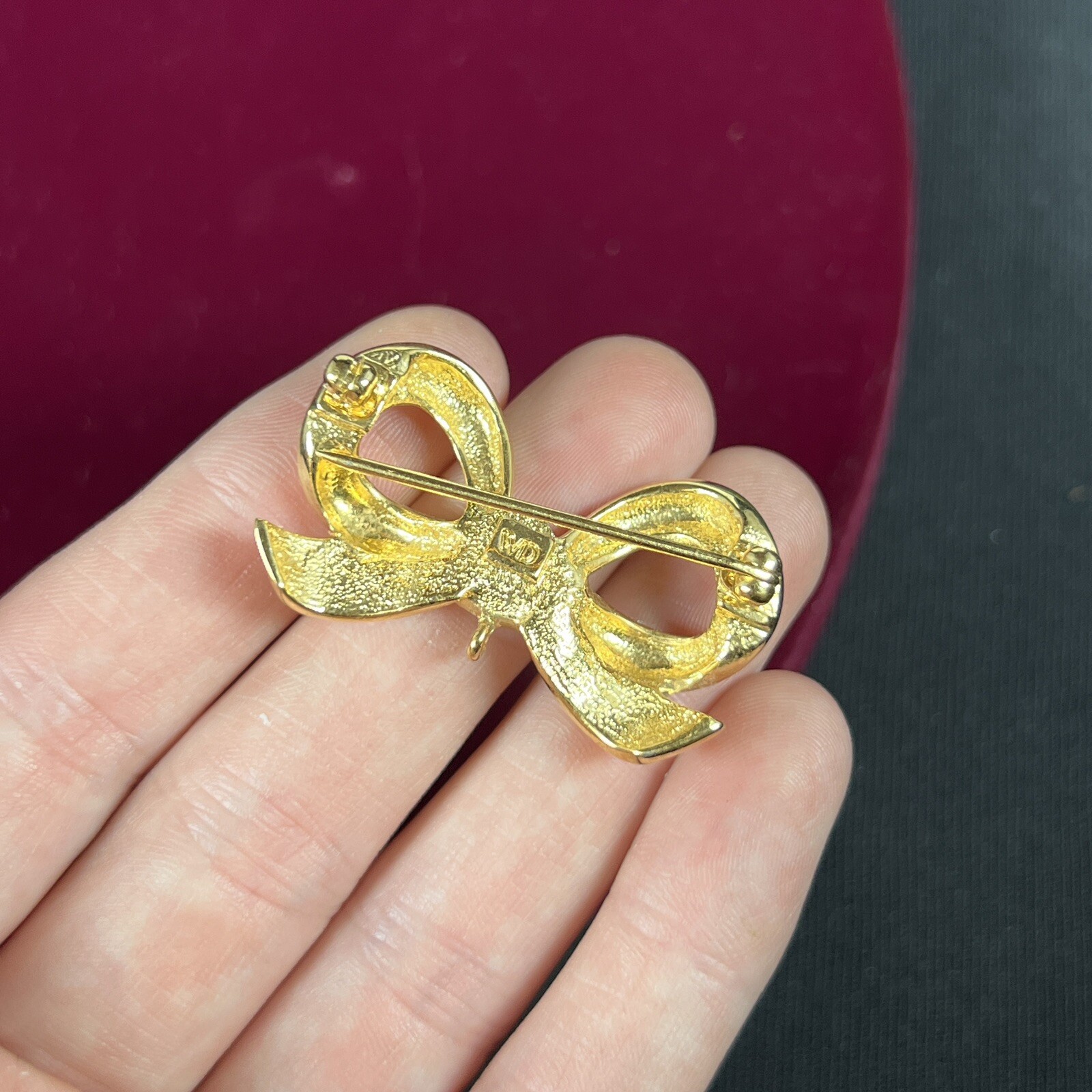 Vintage Gold Tone Bow Ribbon Brooch Pin W/ Rhinestones Signed WD | eBay