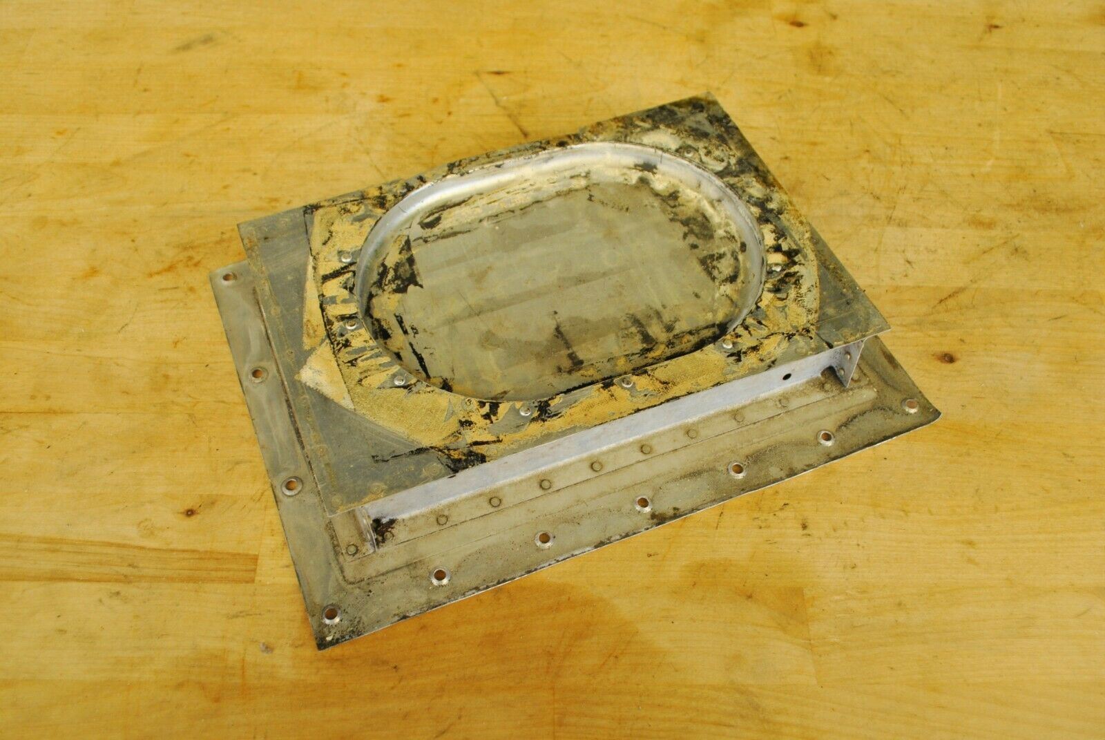 1959 Beechcraft B95 Travel Air Wing Fuel Tank Inspection Panel 95 ...