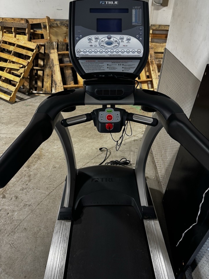 True Fitness CS500 Commercial Treadmill | eBay