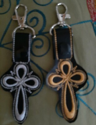 NEW EMBROIDERED CROSS KEY RING KEY FOB LUGGAGE TAG PURSE GOLD or SILVER ...