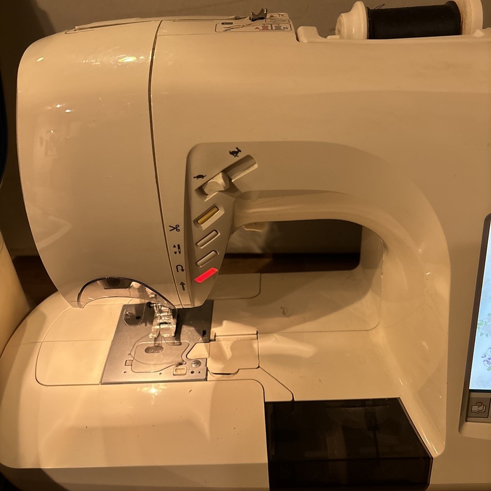 Singer Quantum XL-6000 Sewing Machine and Embroidery | eBay
