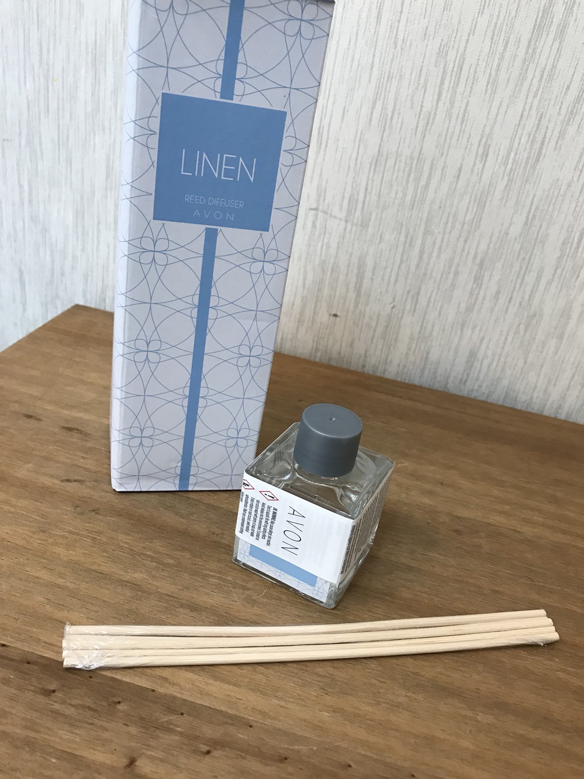 Avon `LINEN` Reed Diffuser 50ML New Boxed | eBay UK
