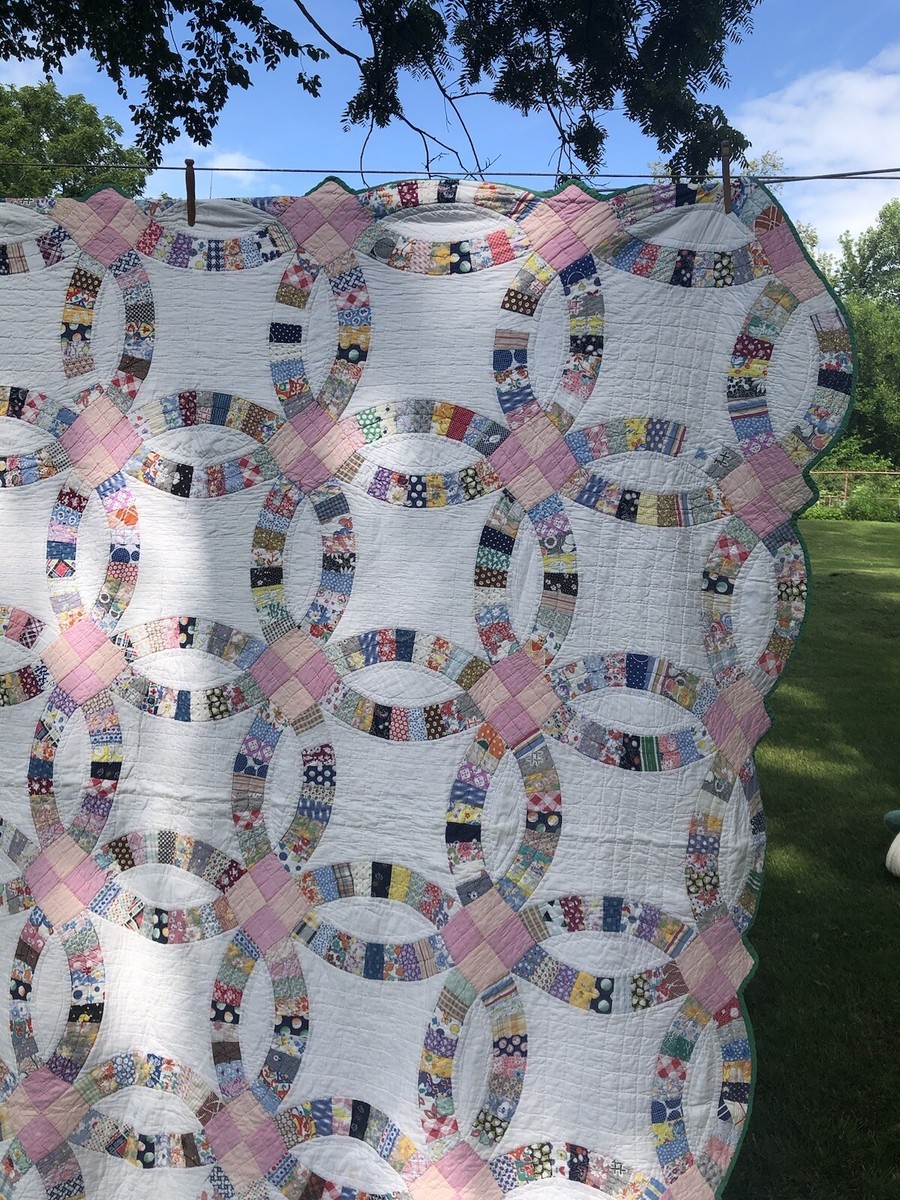 Mauve Wedding Ring Quilt