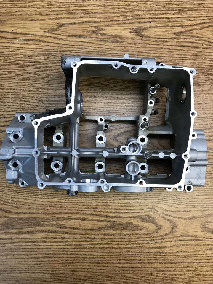 YAMAHA YZFR1 R1 2002-2003 CRANKCASE PART # 5PW-15100-00-00 | eBay