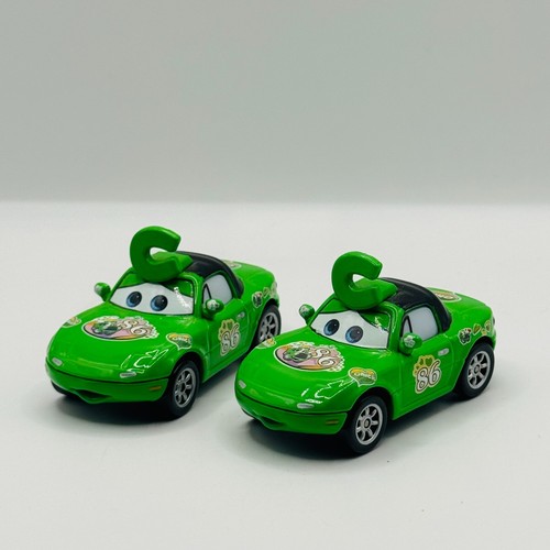 Disney Pixar Cars - CHICK HICKS FAN MIA & TIA - 1:55 Diecast | eBay