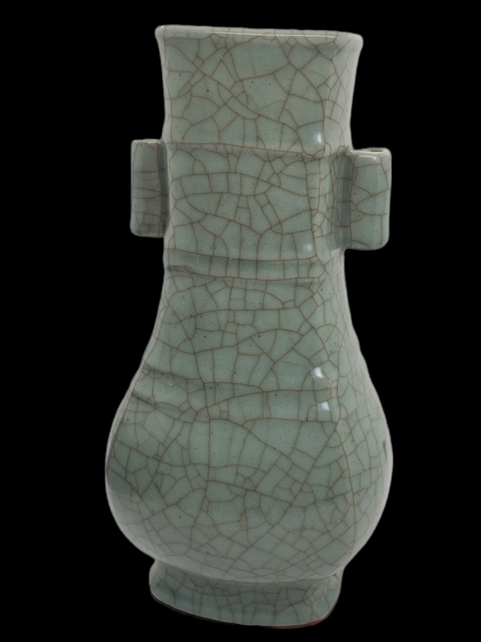 CHINESE GE-TYPE KILN VASE GREYISH BLUE CELADON GLAZE WITH YELLOWISH ...