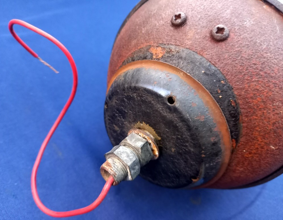 VINTAGE LUCAS L678 12V ROTATING ACORN AMBER BEACON BOLT ON CLASSIC CAR ...
