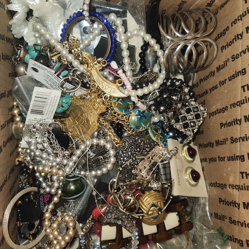 5+ LBS VINTAGE TO NOW CRAFT JUNK SCRAP Jewelry Lot Harvest Repurpose ...