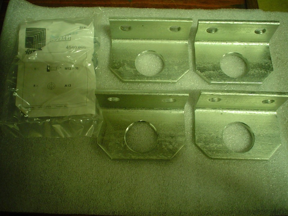 Rittal TS 4540.000 Combination Angle Brackets - Pack of 4 - 60 day ...