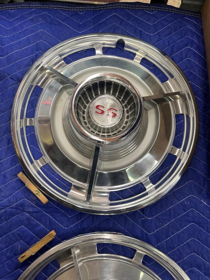 Nos 1963 ss impala hubcaps | eBay