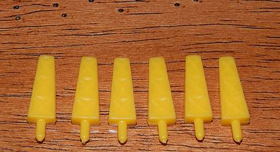 King Oil VTG 1974 Milton Bradley Board Game 6 YELLOW Player Derricks ...