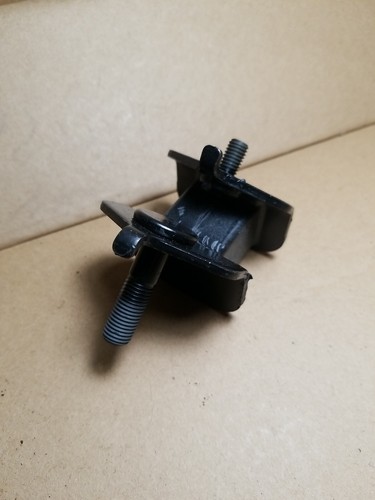 NOS NEW Honda part 68325-899-000 Rubber anti vibe lower for Honda ...