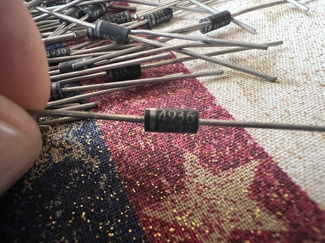 Motorola 1N4936 Diode Standard 400V 1A Through Hole DO-41 Pack of 12 ...