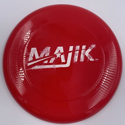 Majik Red Plastic Frisbee 8 7/8 in Diameter Disc Golf Ultimate Frisbee ...