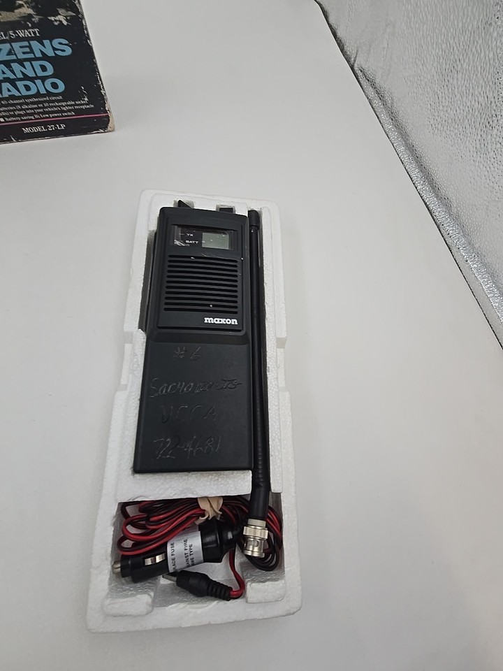 Maxon Citizens Band Radio CB Model 27-LP 40 Channel 5-Watt | eBay