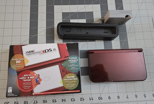 New Nintendo 3DS XL Launch Edition Red Complete In Box PLUS Charger ...