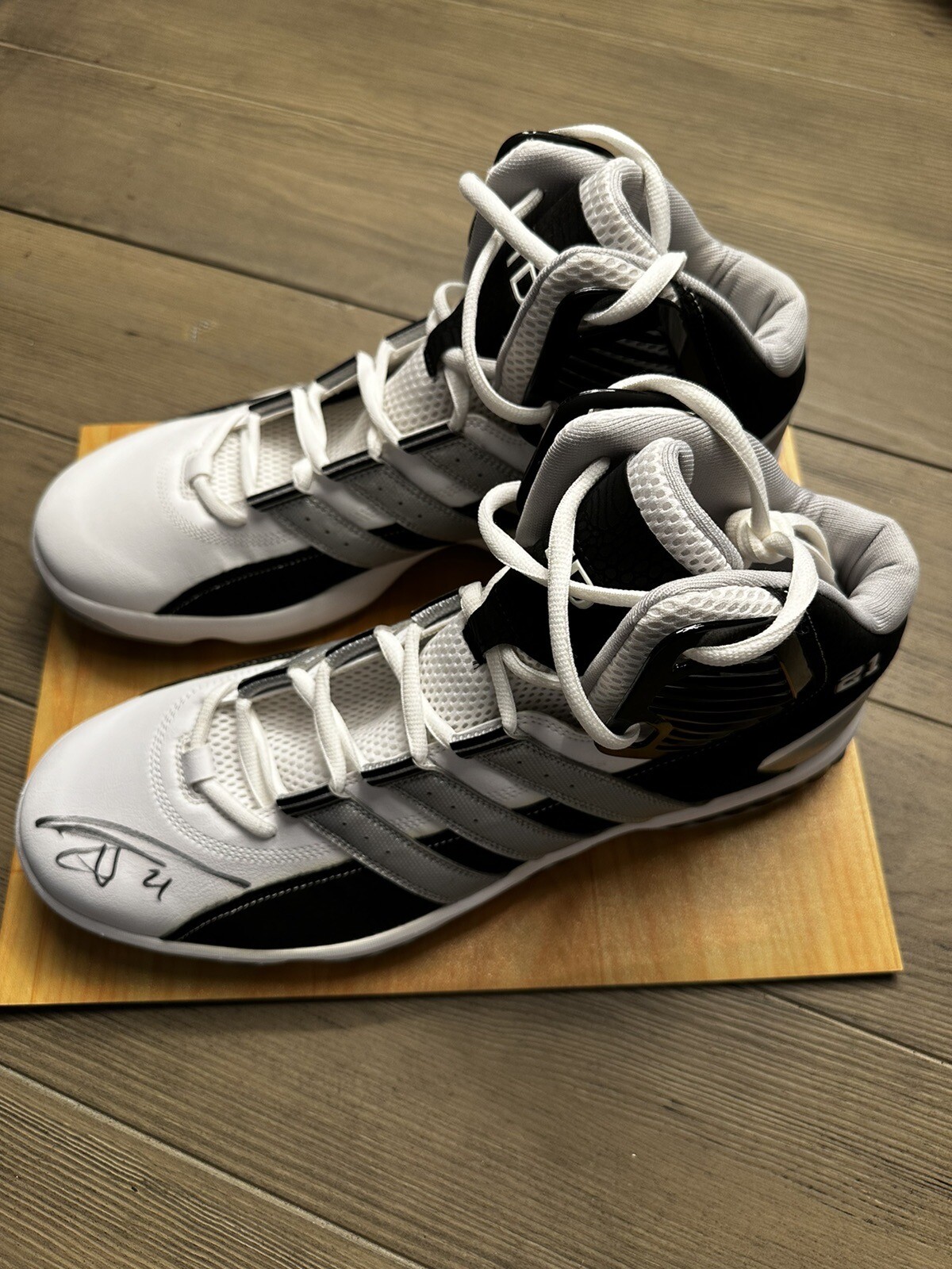 TIM DUNCAN Signed Autographed Shoes GAME ISSUED BIG FUNDAMENTAL Size 16 ...