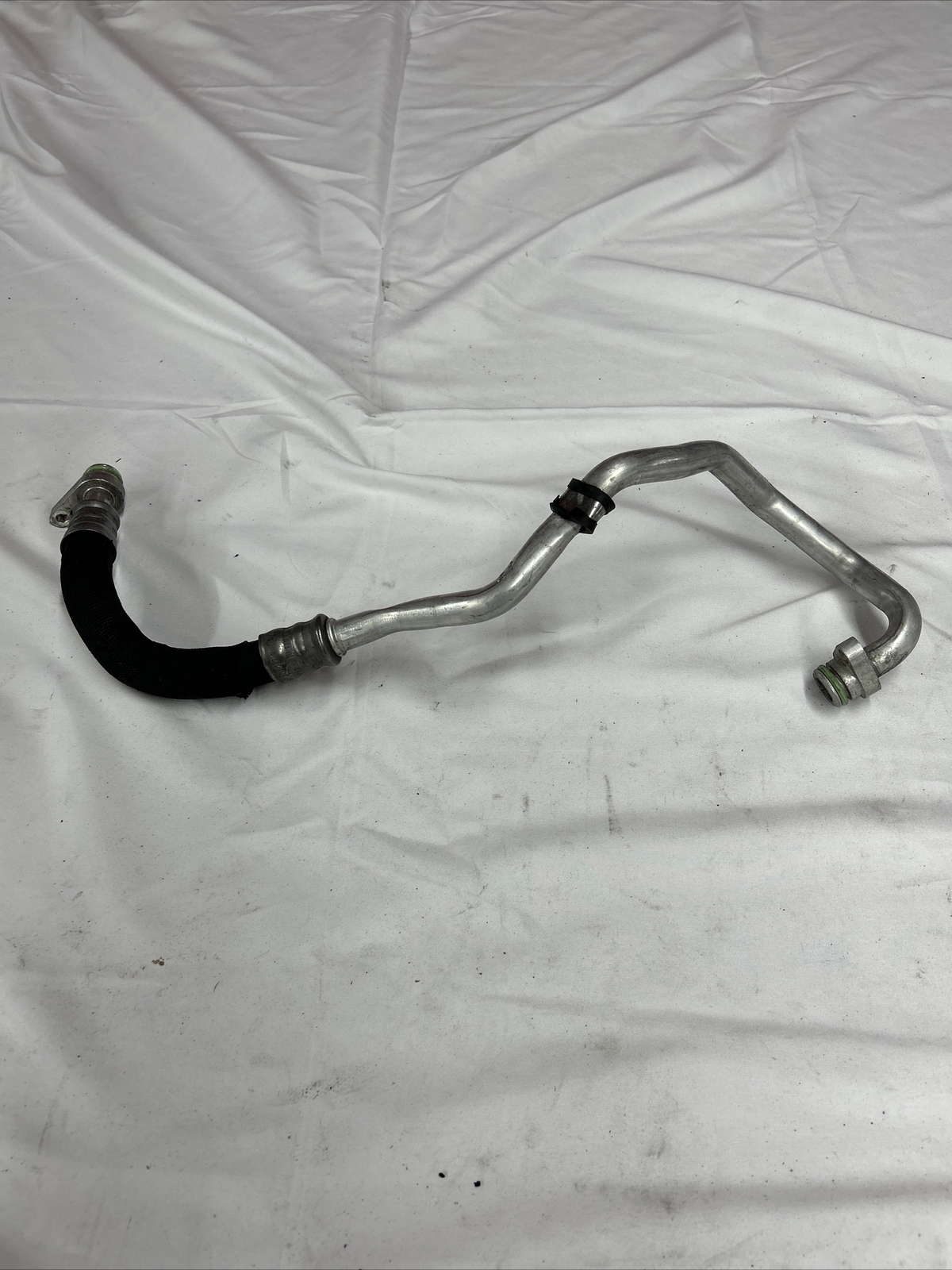 12-18 Mercedes W212 E550 CLS550 Engine Oil Cooler Hose Line Pipe Right ...