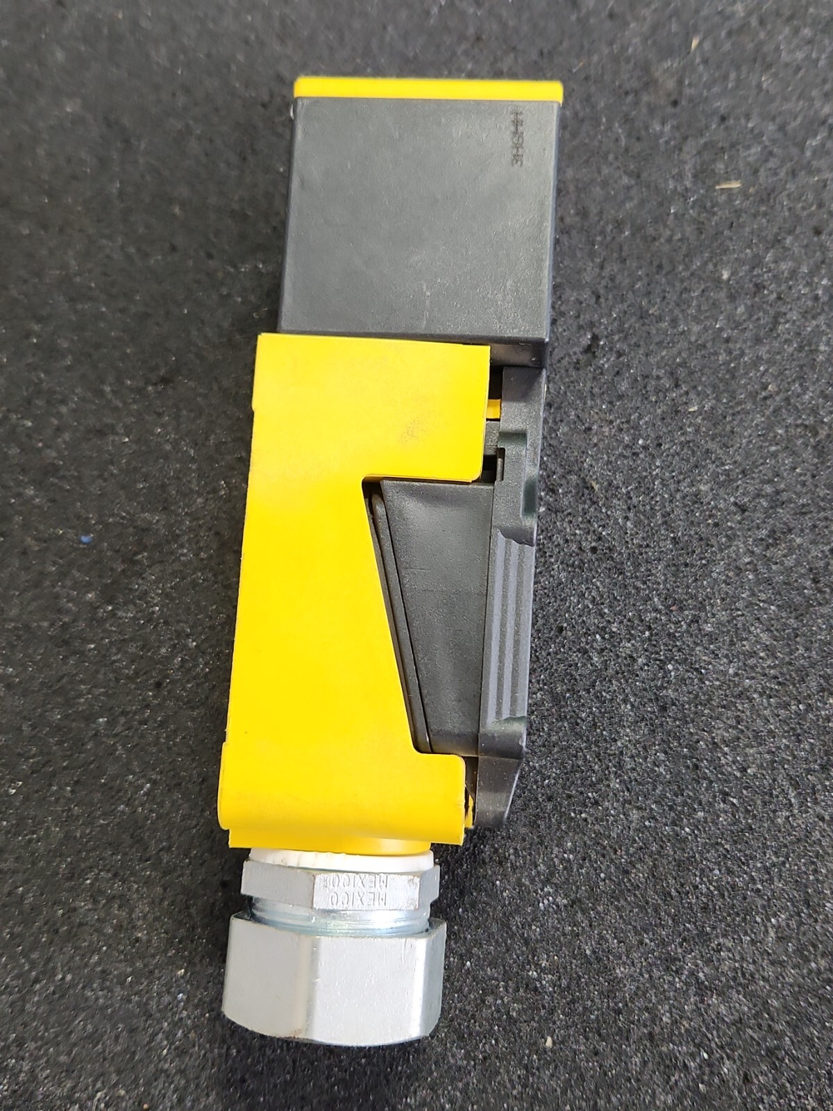 *PREOWNED* Turck Bi15-CP40-FZ3X2 CombiProx Sensor ⚡️🇺🇸 SHIP+WARRANTY | eBay