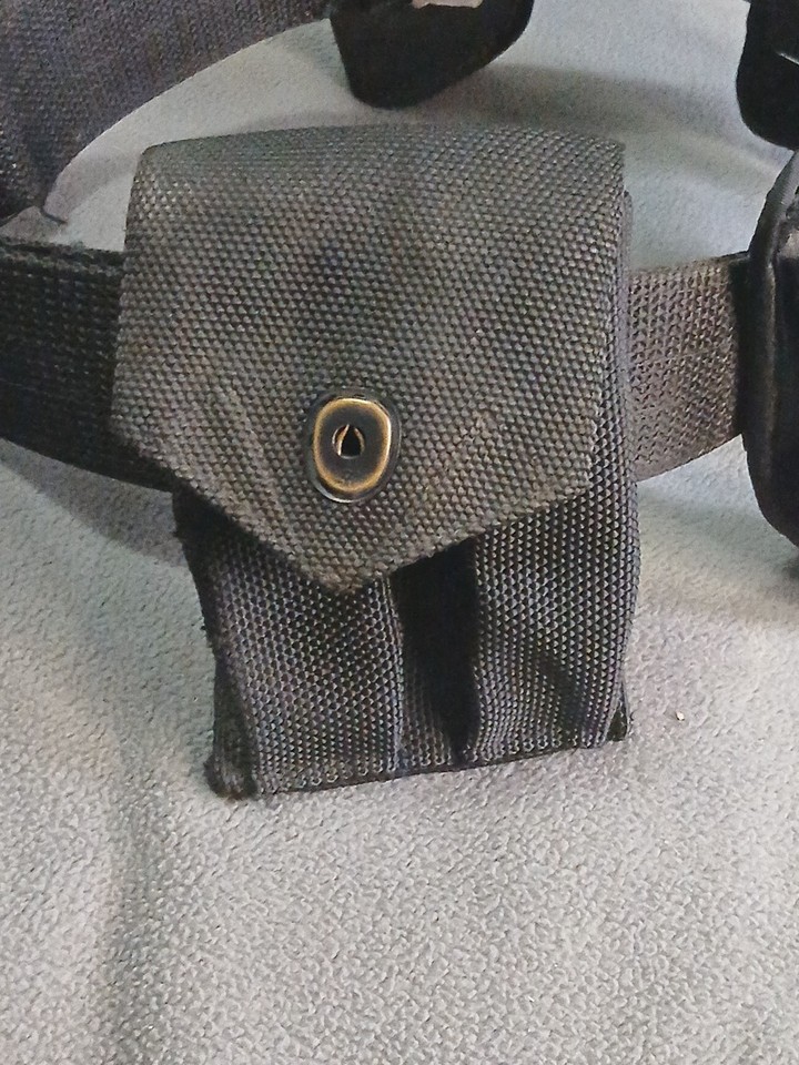 Uncle Mikes Sidekick Holster Belt W/Accessories Size M Medium GOOD USED ...