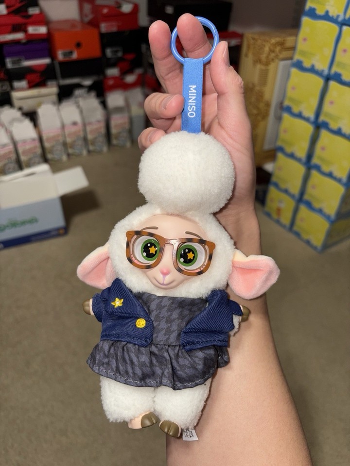 AUTHENTIC MINISO Disney Zootopia Series Vinyl Plush Confirmed Figure ...