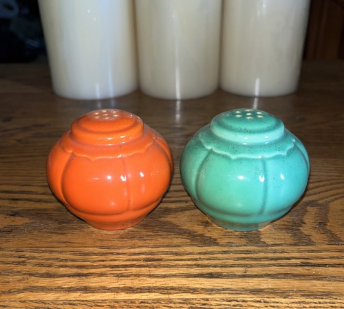 VINTAGE RED & GREEN RIVIERA SALT & PEPPER SHAKERS - FIESTAWARE | eBay