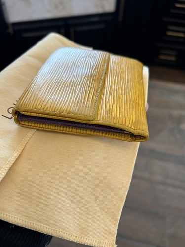 Louis Vuitton Epic Yellow Wallet Unisex | eBay
