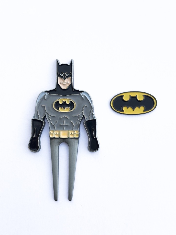 Batman Golf Divot Tool and Ball Marker in Box - Great gift !!! | eBay