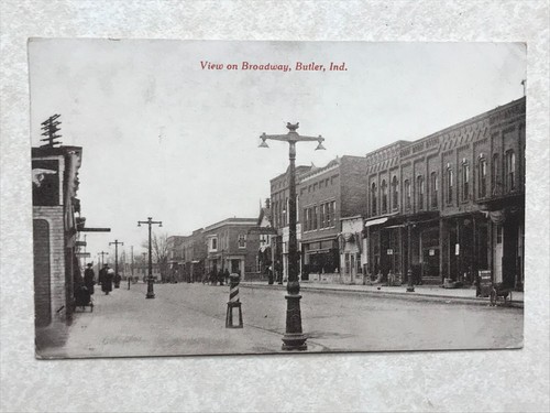 F1461 Postcard View on Broadway Butler IN Indiana Street Scene St View ...